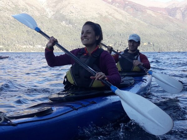 Kayak en el lago Gutiérrez en Bariloche